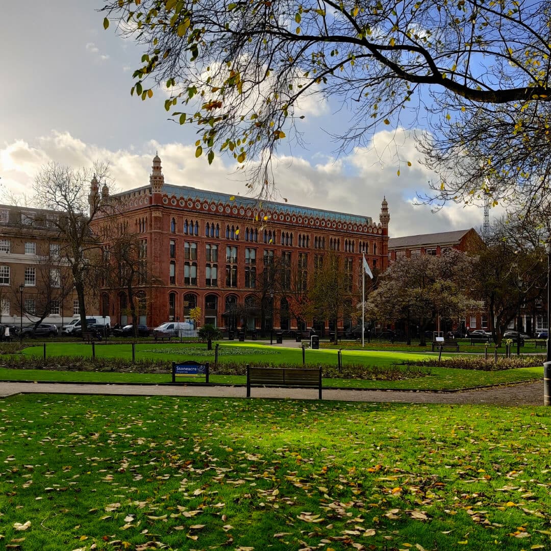 Park Square | Discover Leeds
